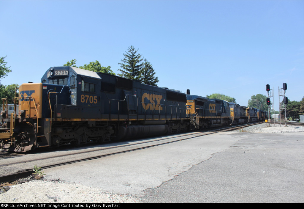 Finally - CSX 806, CSX 5367, CSX 896, CSX 253, CSX 73, CSX 7792 and CSX 8705